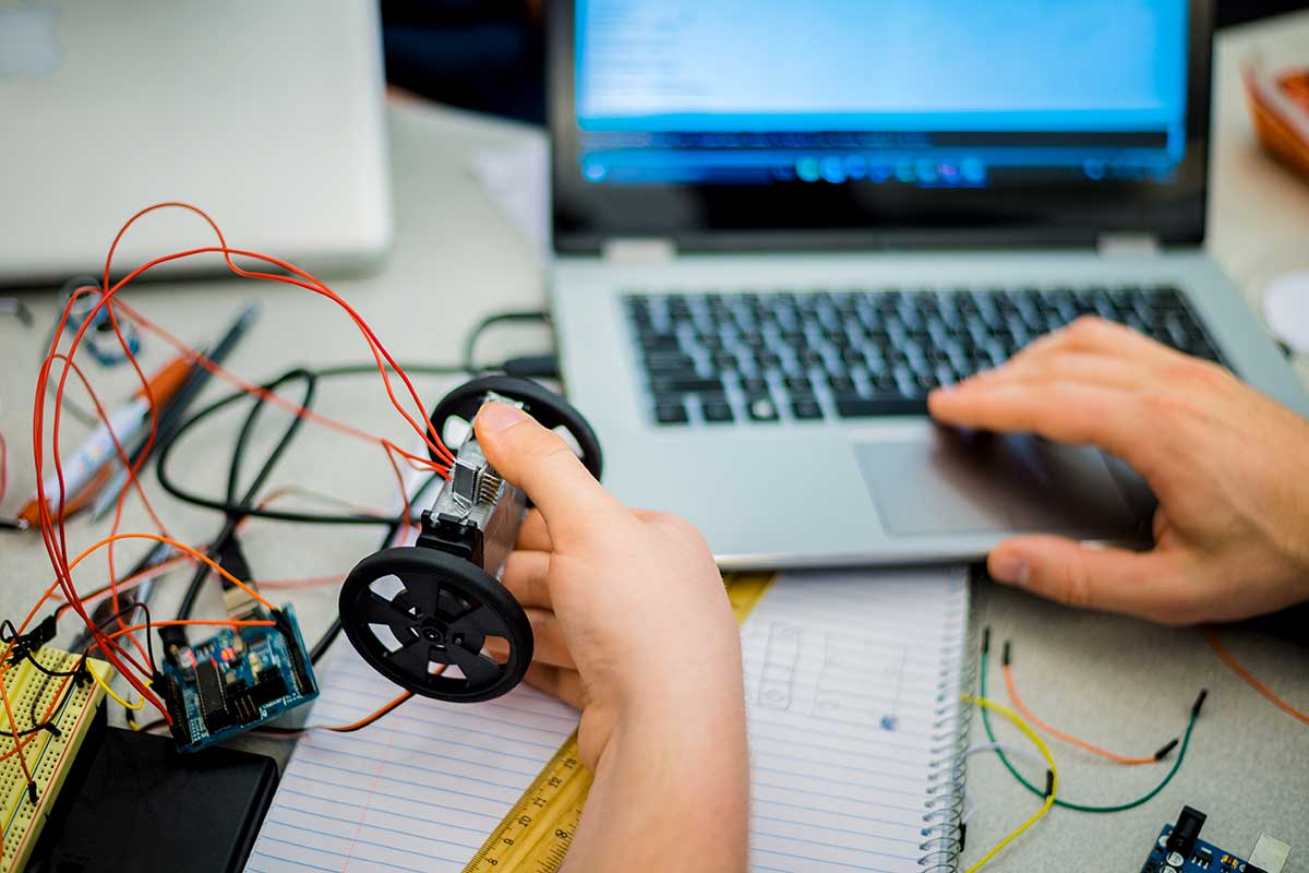 Undergraduate Research - Khoury College of Computer Sciences