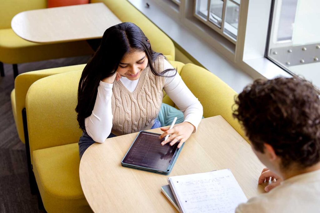 Undergraduate Advising and Academic Support - Khoury College of ...